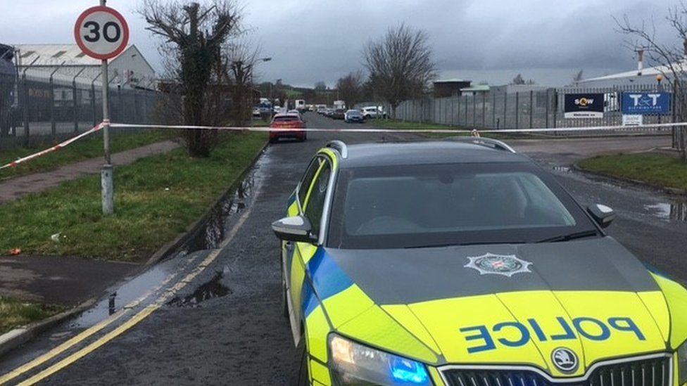 Newry: Three masked men waited an hour to shoot victim - BBC News