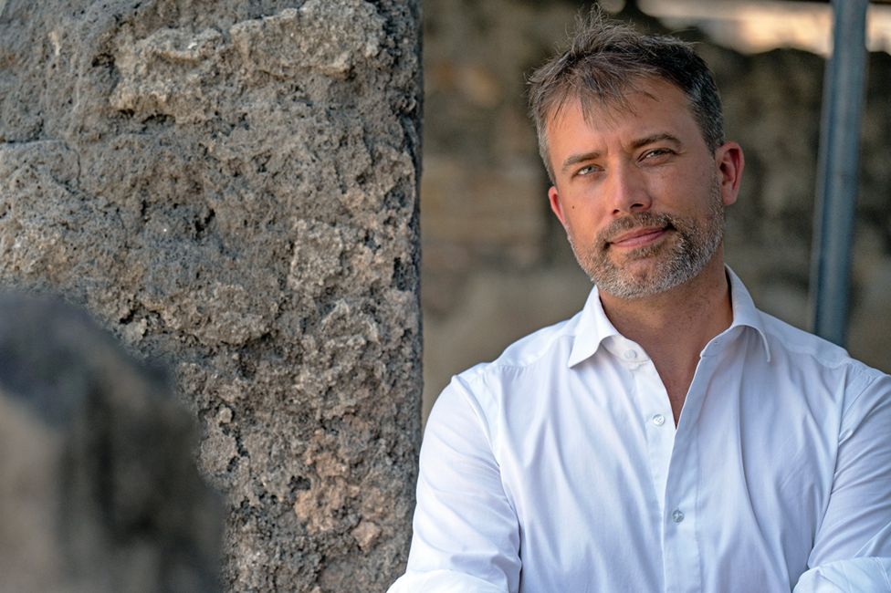 Kitchen shrine serpents and more fascinating new Pompeii discoveries ...