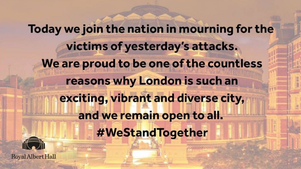 Londoners share images of unity and strength after Westminster attack ...