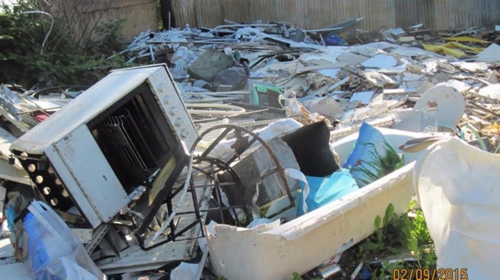 Fly-tipping: What you wanted to know - BBC News