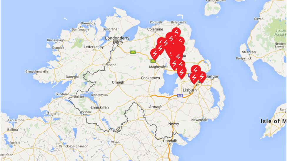 Thousands of customers affected by power cut - BBC News