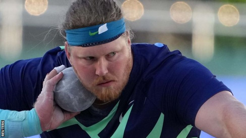 Ryan Crouser breaks men's shot put world record at US Olympic trials - BBC Sport