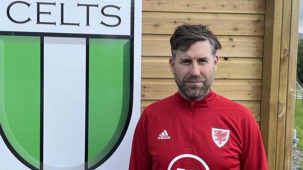 Cymru Football: 'Pêl-droed llawr gwlad wedi elwa' o lwyddiant ap - BBC ...