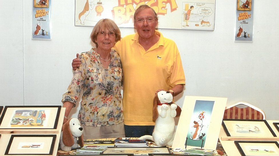 The Scottish cartoonist behind 60 years of Fred Basset - BBC News