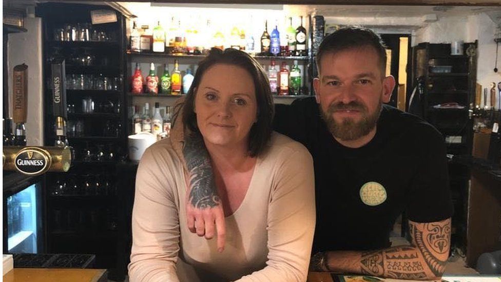 Former bar manager reopens historic Berrynarbor pub - BBC News