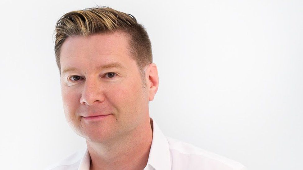 How artificial intelligence may be making you buy things - BBC News