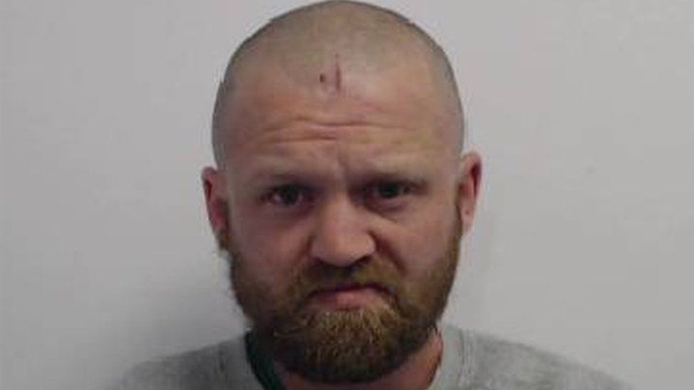 Salford man claimed boredom led to terror images on phone - BBC News