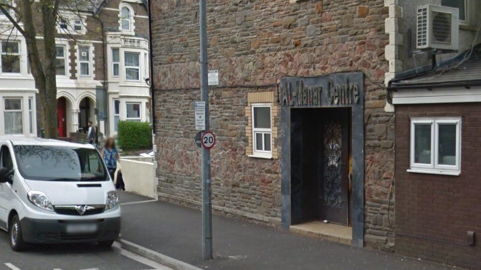 Cardiff mosque complains after uninvited Britain First visit - BBC News