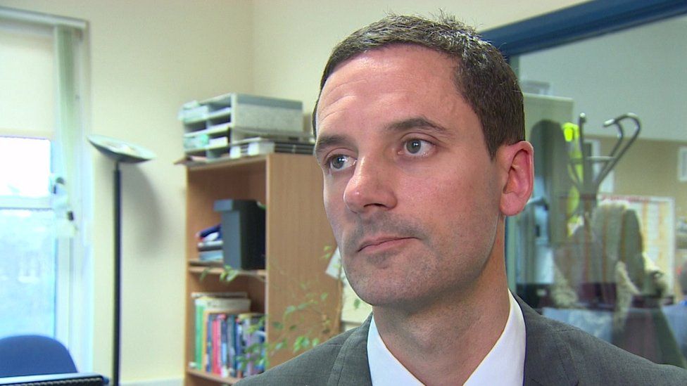 Child sex abuse services 'overwhelmed', charities claim - BBC News