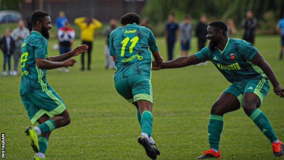 Meet 'the biggest Sunday League team in the world' - BBC Sport