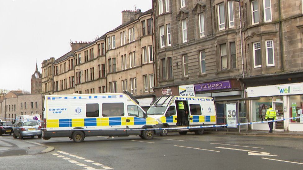 Man in serious condition after Paisley stabbing attack - BBC News