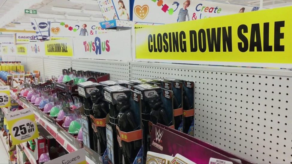 M&S in talks to move in to empty Toys R Us store near Ipswich - BBC News