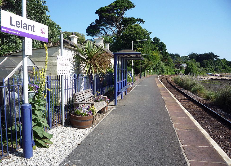 The man who has photographed every train station in Great Britain - BBC ...