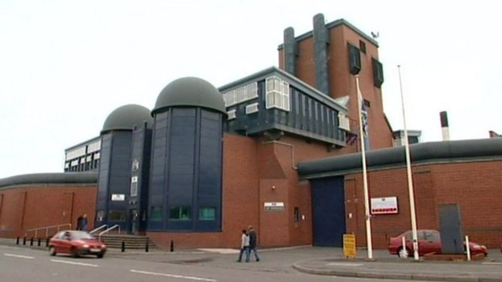 HMP Oakwood and HMP Birmingham 'meeting majority of targets' - BBC News