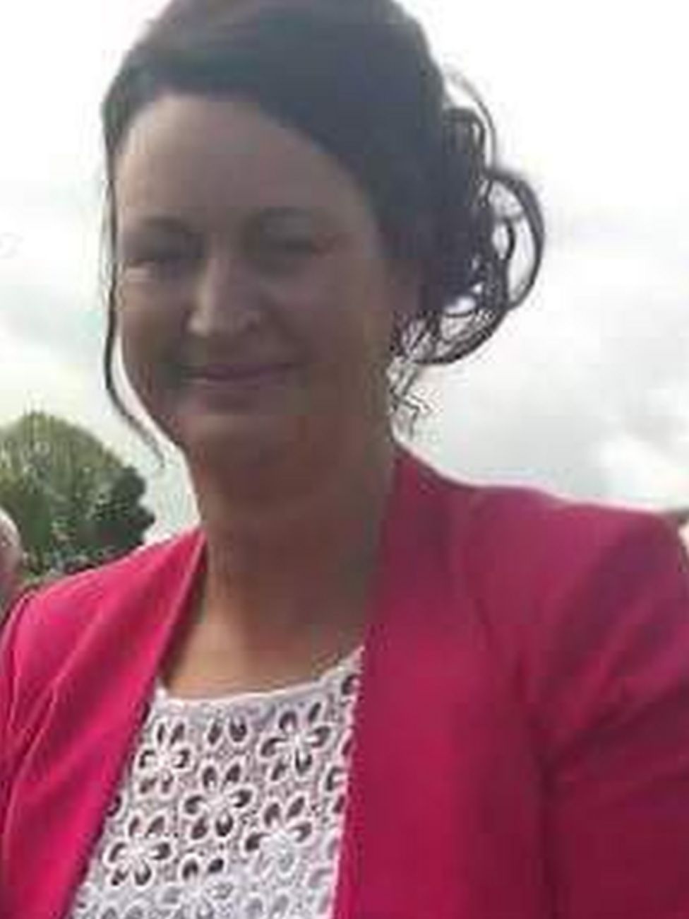 Lurgan man David Lyness will serve 18 years for murder - BBC News