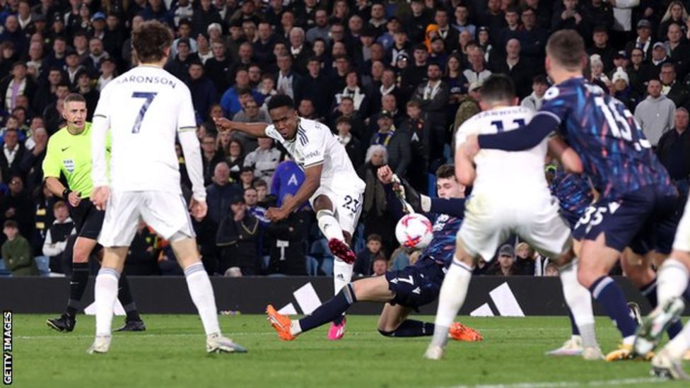 Leeds United 2-1 Nottingham Forest: Whites secure crucial comeback win ...