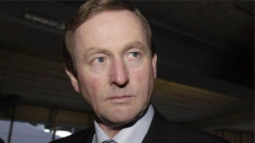 Omagh bomb families to meet Enda Kenny in Dublin - BBC News