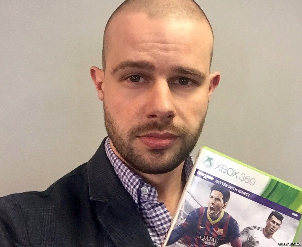 RIP Xbox 360: Gamers pay tribute to the discontinued console - BBC News