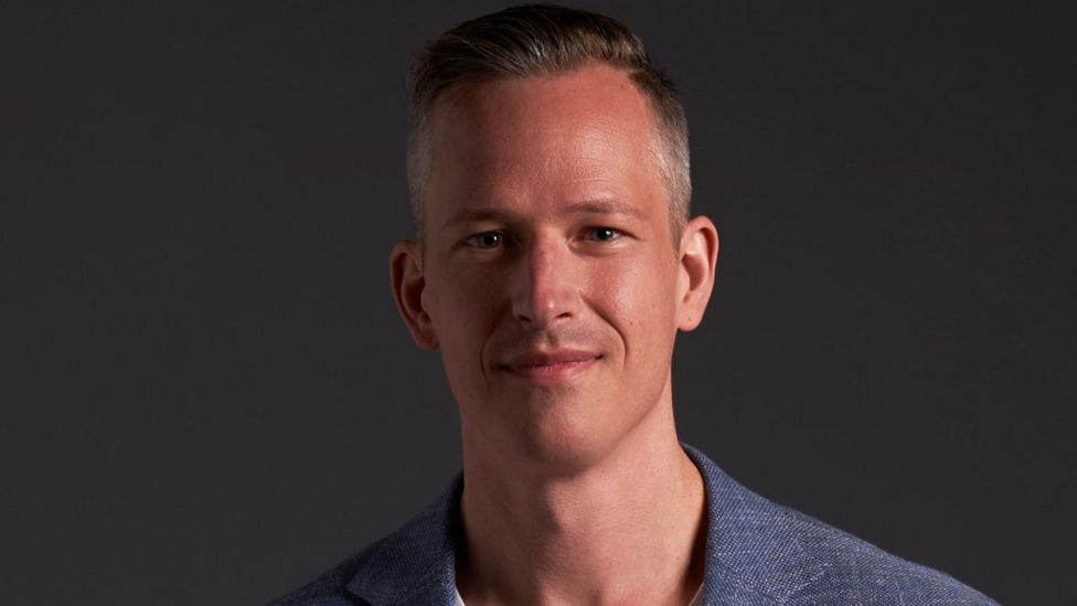 Netflix apologises as Love is Blind reunion show delayed - BBC News