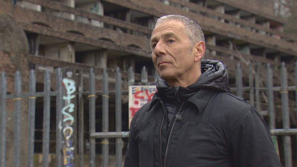 Marquess of Bute tries to revive plan to save St Peter's Seminary - BBC ...