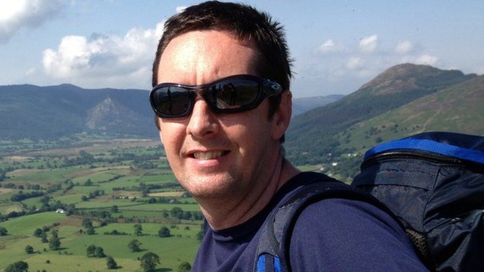 David Hitchen: Motorbike rider jailed over GB cyclist's death - BBC News