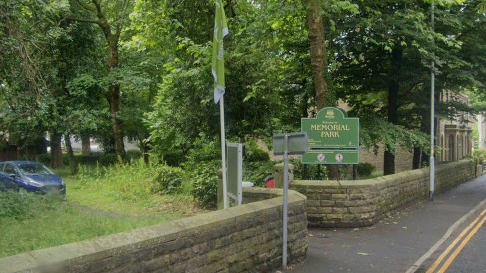 Padiham's Memorial Park set for new £120k skatepark - BBC News