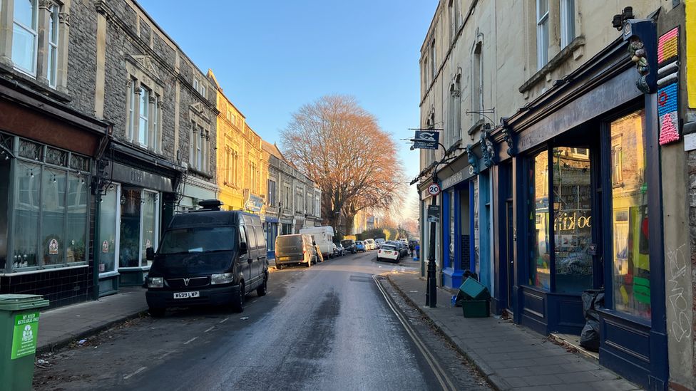 Chandos Road in Redland could be pedestrianised - BBC News