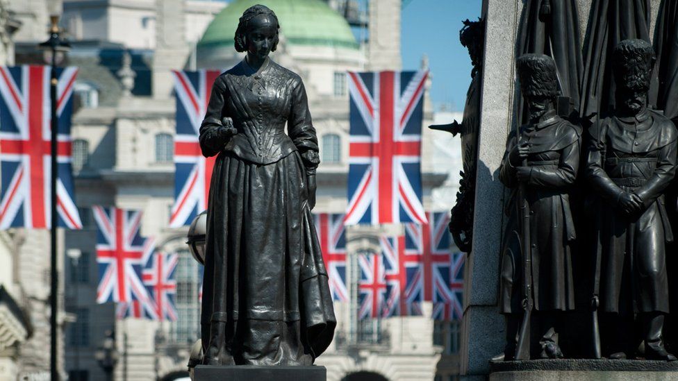 The fight to celebrate great women on Britain's streets - BBC News