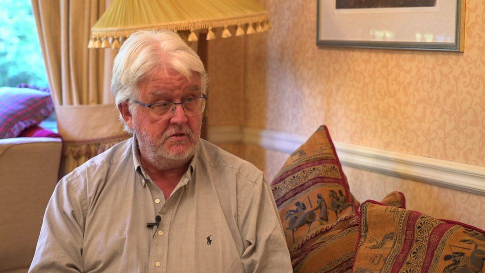 Mererid Hopwood: 'Mae angen newid y drafodaeth am ryfel' - BBC Cymru Fyw