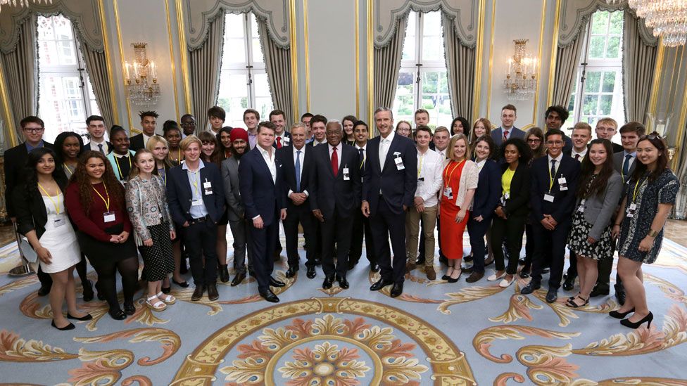 UK state school pupils for US Ivy League - BBC News