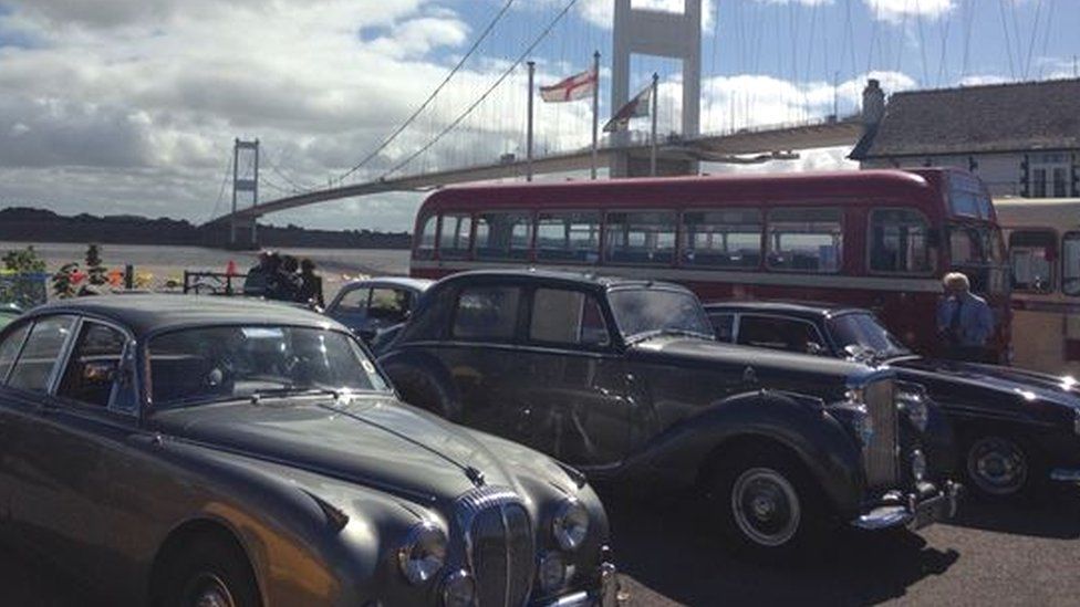 Celebrations mark Severn Bridge's 50th anniversary - BBC News