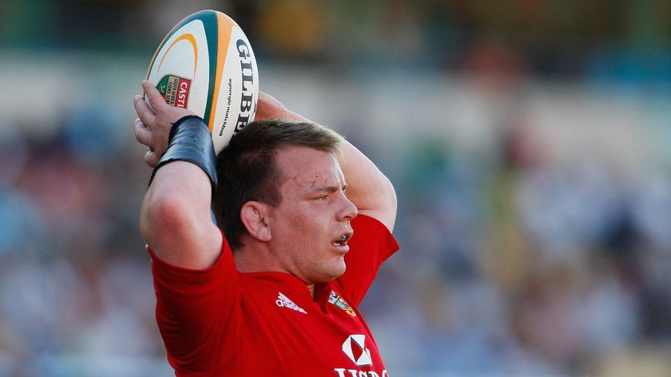 Cyn-gapten Cymru, Matthew Rees yn ymddeol o rygbi - BBC Cymru Fyw