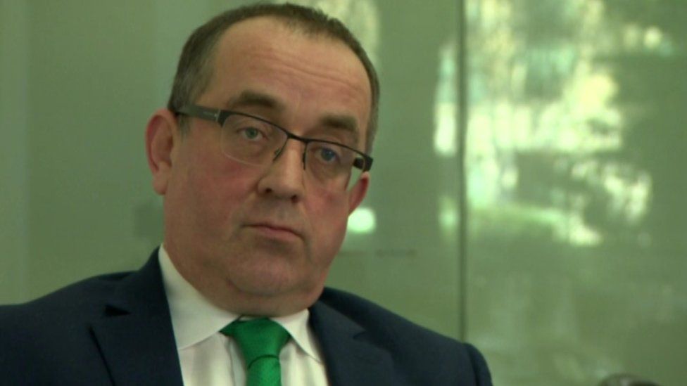 Inquiry call for soldiers who face Troubles prosecutions - BBC News