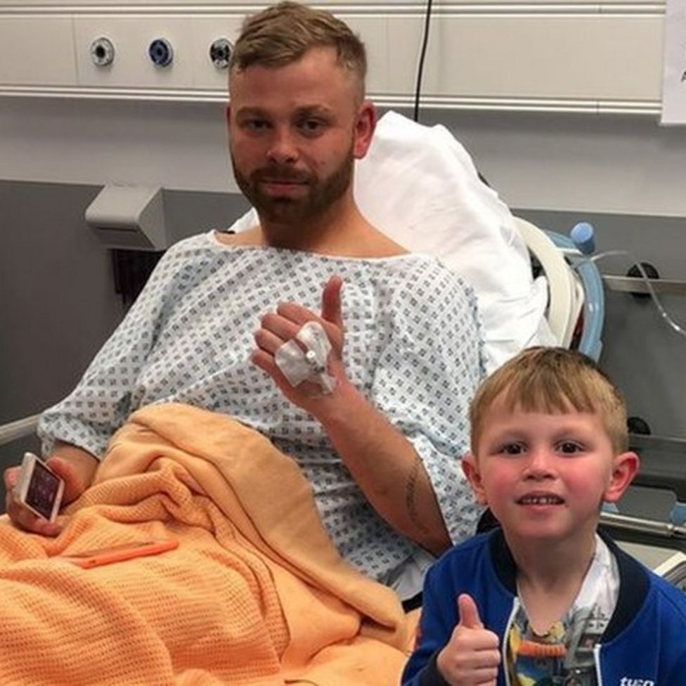 Trafford's Danny Frost returns for Colwyn Bay rematch - BBC News