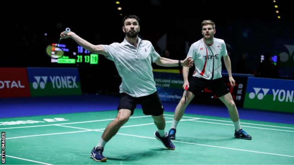 Marcus Ellis reaches quarter-finals with Lauren Smith and Chris ...