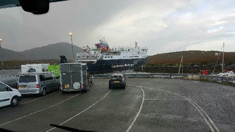 CalMac ferry runs aground in Lochmaddy harbour crash - BBC News