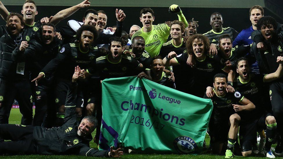 Epic celebrations as Chelsea win Premier League title - BBC Newsround