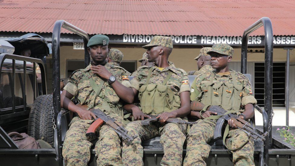 Uganda orders military to protect Chinese businesses - BBC News
