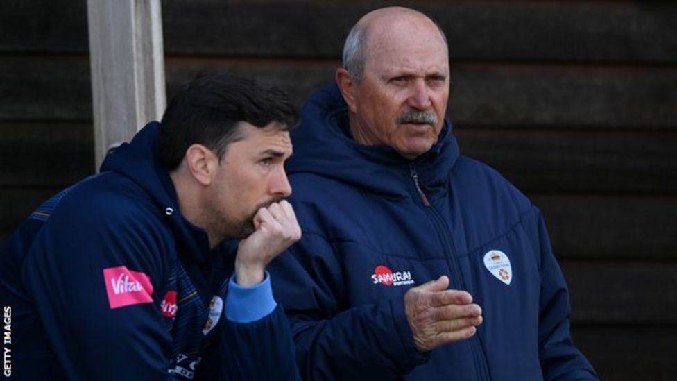 Dave Houghton: New Zimbabwe cricket coach eyeing return to top - BBC Sport