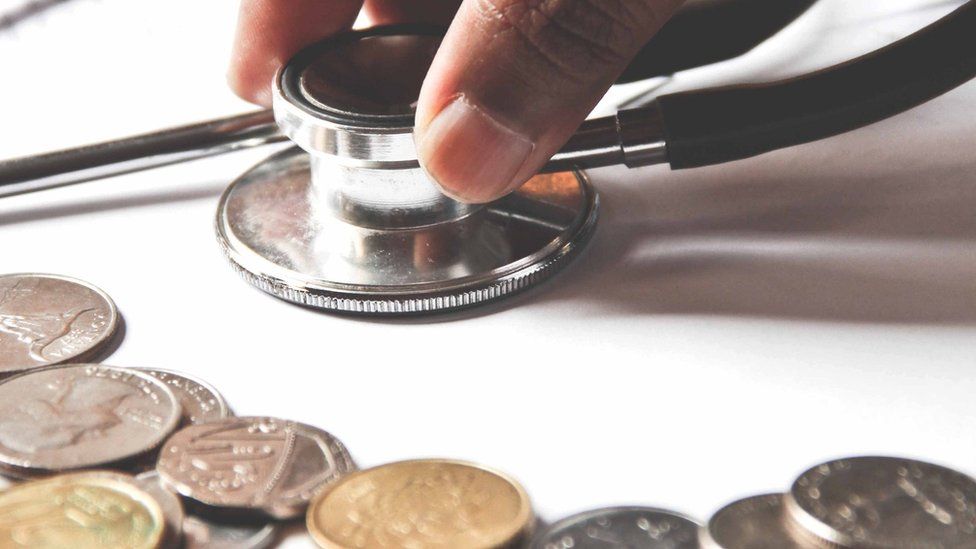 NHS health card fraud 'only £700' - BBC News