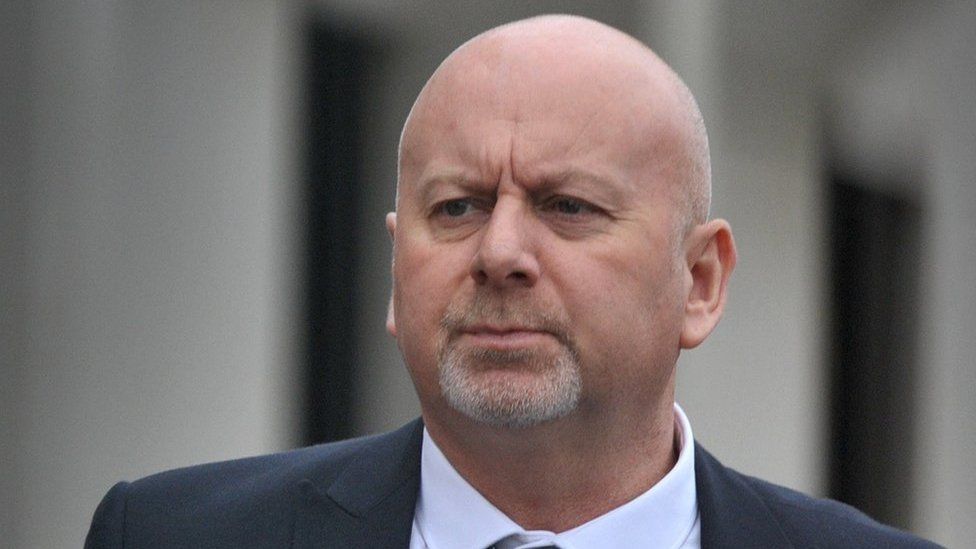 Rebecca Evans: Distracted driver killed pregnant mother - BBC News