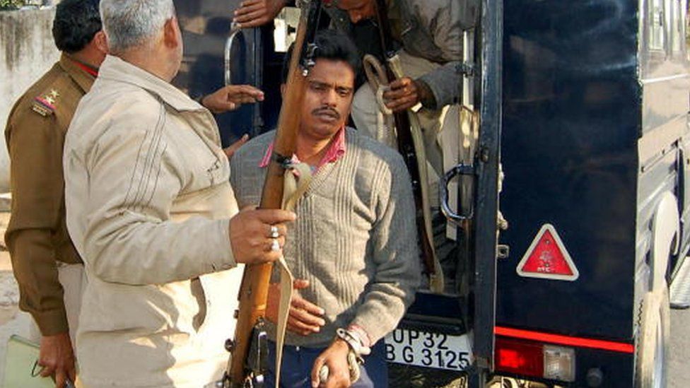 Raman Raghav: When India's 'Jack the Ripper' terrorised Mumbai - BBC News