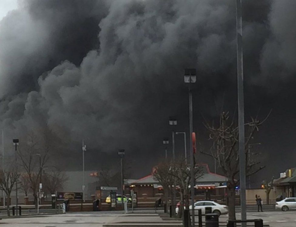 Wakefield bakery fire thick black smoke covers city - BBC News