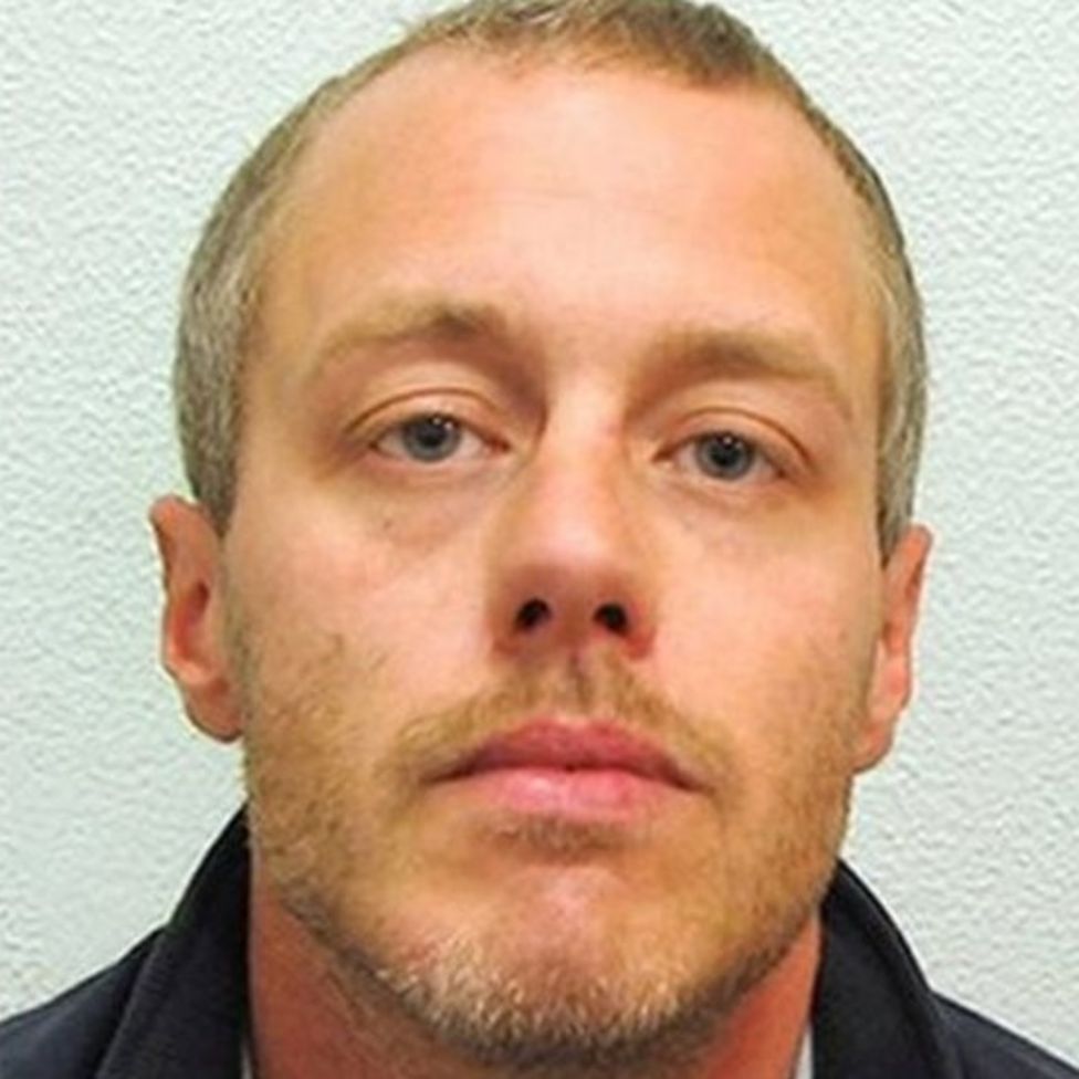 Stephen Lawrence killer David Norris to sue government - BBC News