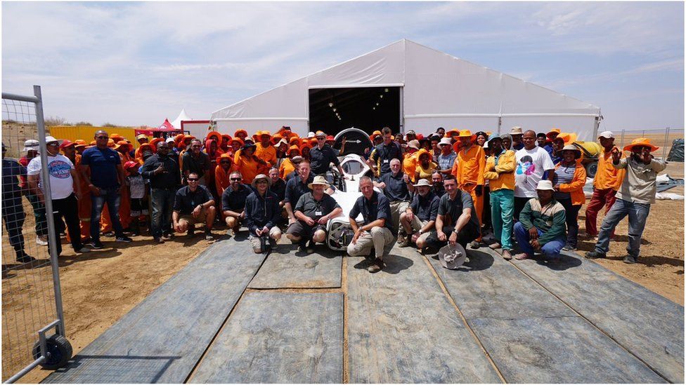 Bloodhound diary: Racing at over 500mph - BBC News