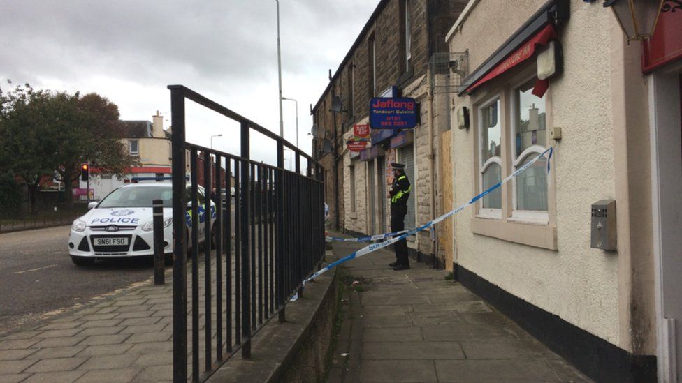 Pub lane death in Edinburgh treated as murder - BBC News