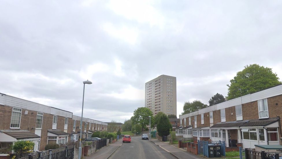 Attempted murder arrest over teen's stabbing in Ladywood - BBC News