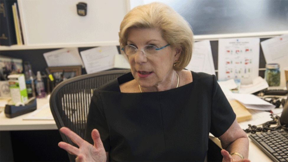 Stolen Stradivarius violin found 35 years later - BBC News