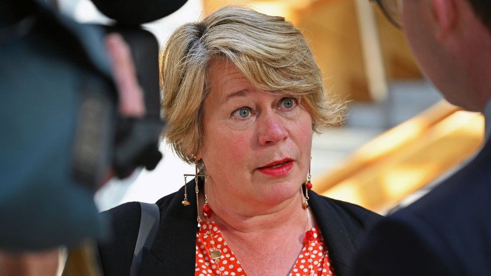 What is the past precedent for SNP suspensions? - BBC News