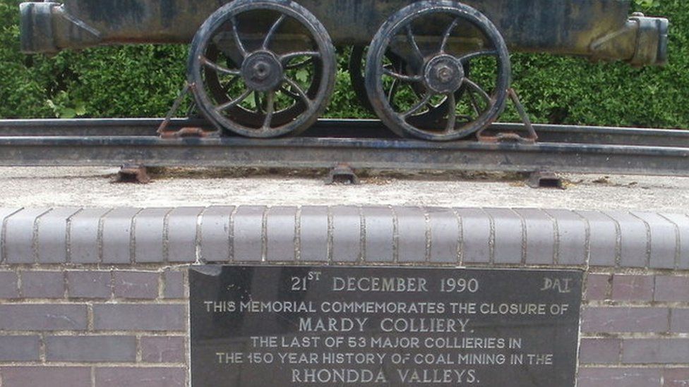 Miners' strikes: Maerdy's coal mine has gone but its heart remains ...